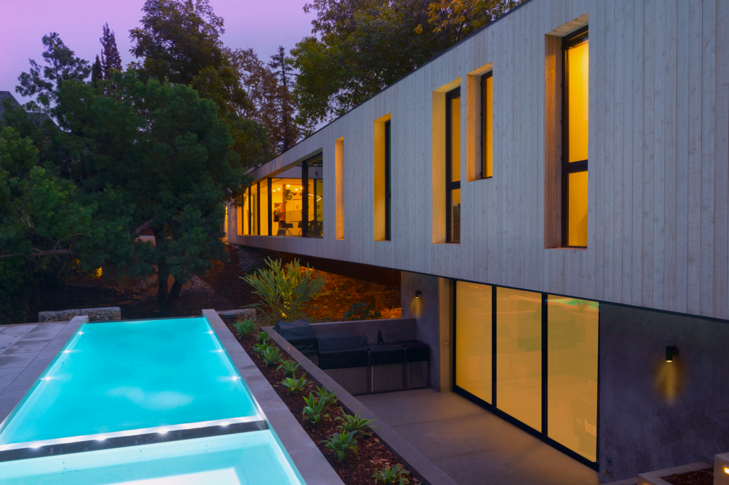 Smart Lighting Control | Smart Home Solutions | Smart Synergy